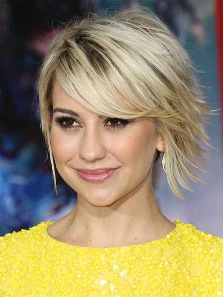 Choppy Hair Cut with Side Fringe Choppy Hair Cut with Side Fringe
